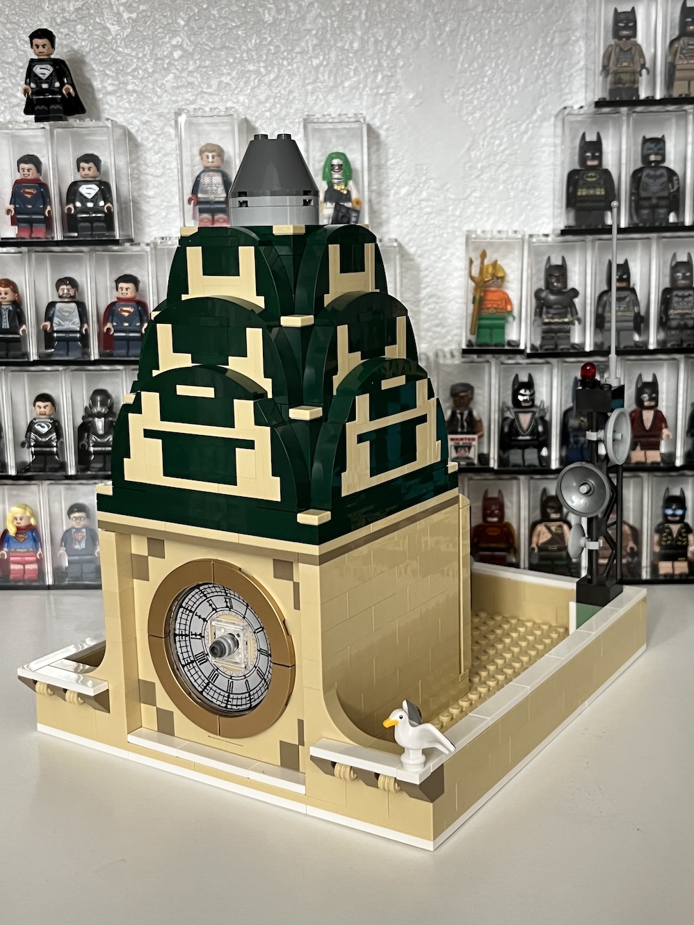 LEGO Daily Planet: 5th Floor Build! | Things of Little Importance